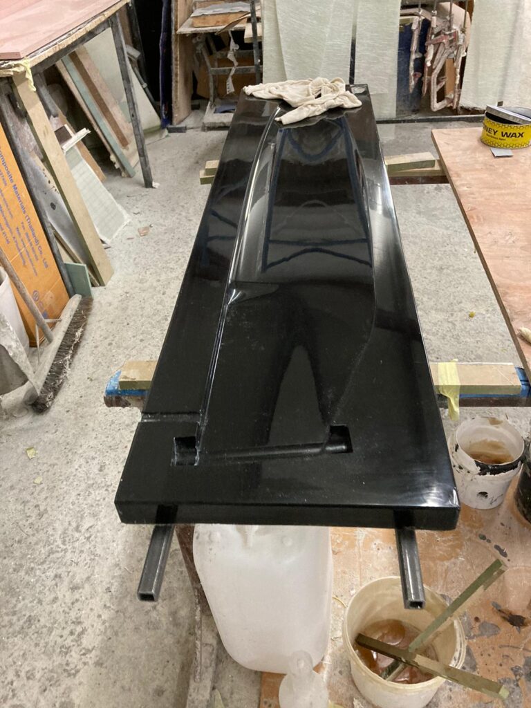 Rondar keel and rudder mold creation videos and photos - Viper 640 ...